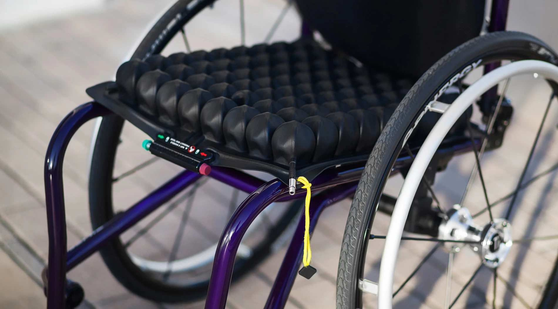 ROHO® QUADTRO SELECT® LOW PROFILE® Cushion